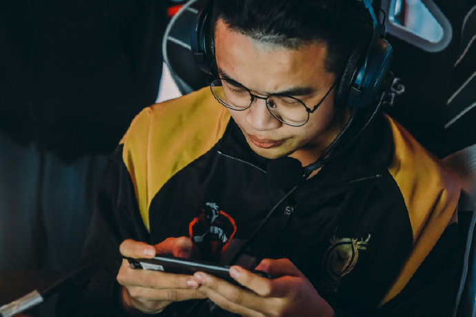 【IVL选手故事】Tianba_taoxing——让自己变得强大才能成功_《第五人格》官方网站